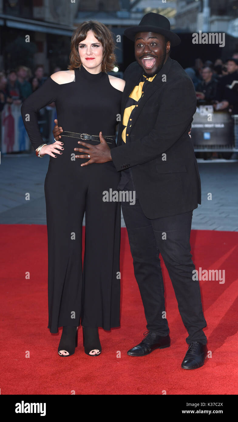 Stomach cut open hi-res stock photography and images - Alamy