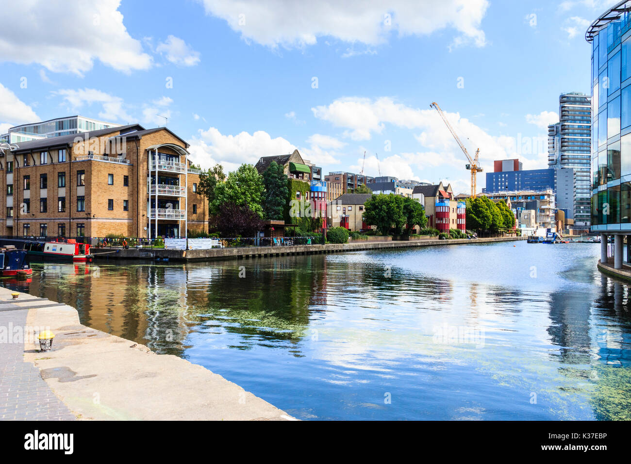 City road basin hi-res stock photography and images - Alamy