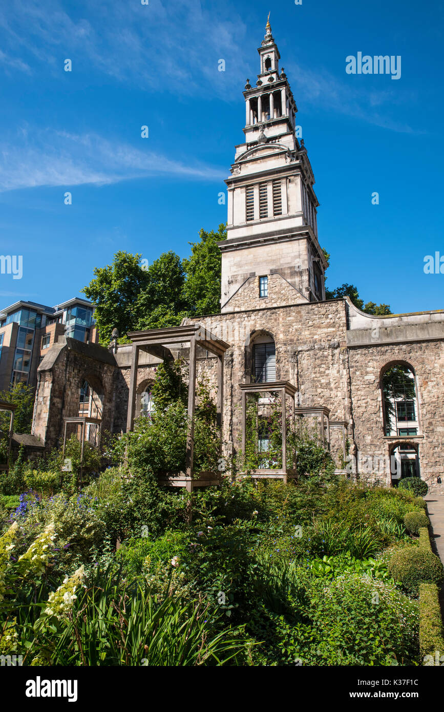 City of london england uk christ church greyfriars ruins hi-res stock ...