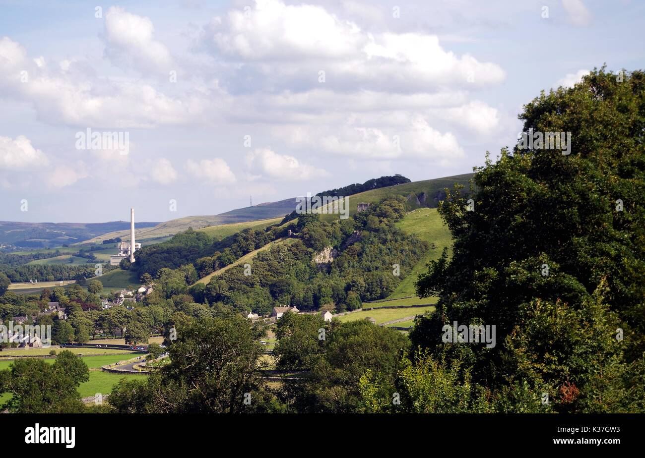castleton in the hope valley derbyshire landscape Stock Photo - Alamy