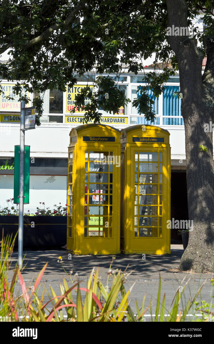 Pair yellow telephone boxes hi-res stock photography and images - Alamy