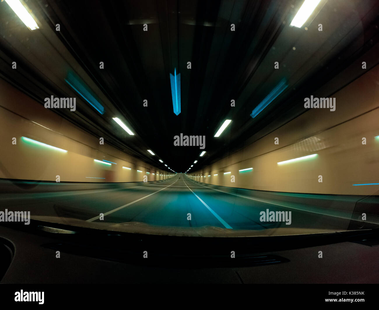 Night car driving downtown hi-res stock photography and images - Alamy