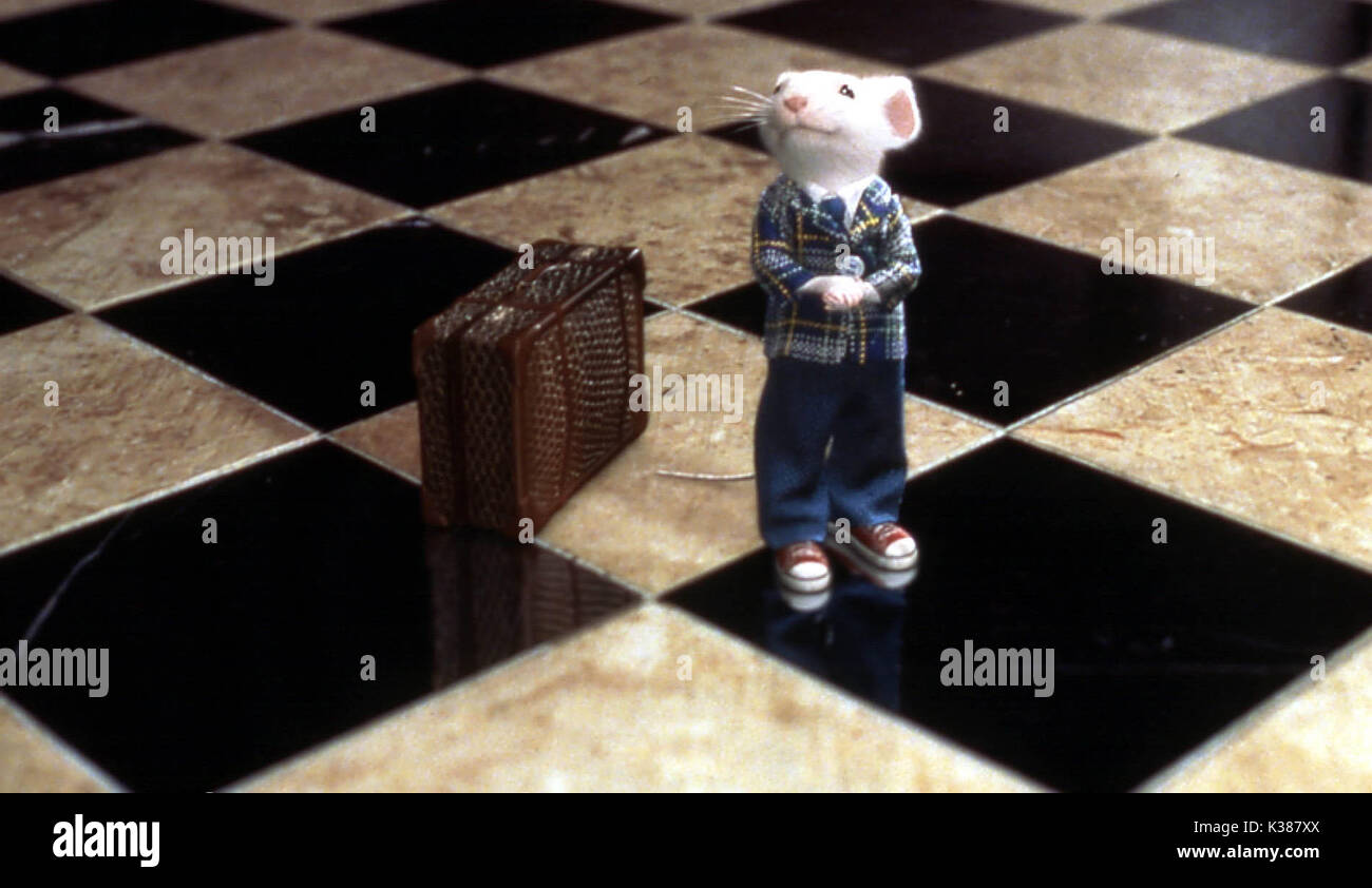 Stuart little 1999 hi-res stock photography and images - Alamy