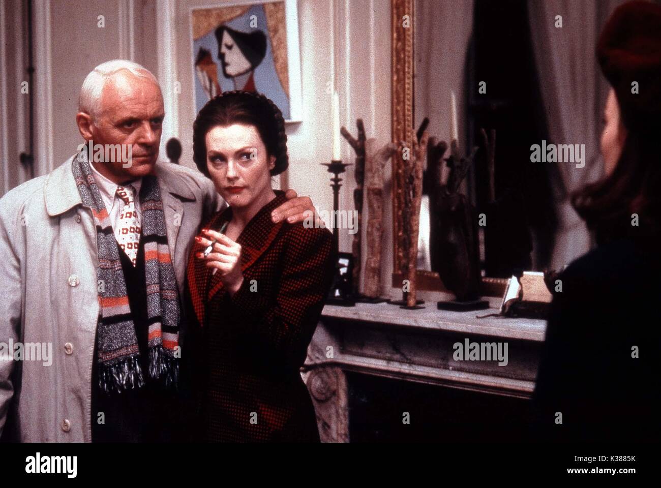 SURVIVING PICASSO ANTHONY HOPKINS, JULIANNE MOORE Date: 1996 Stock ...
