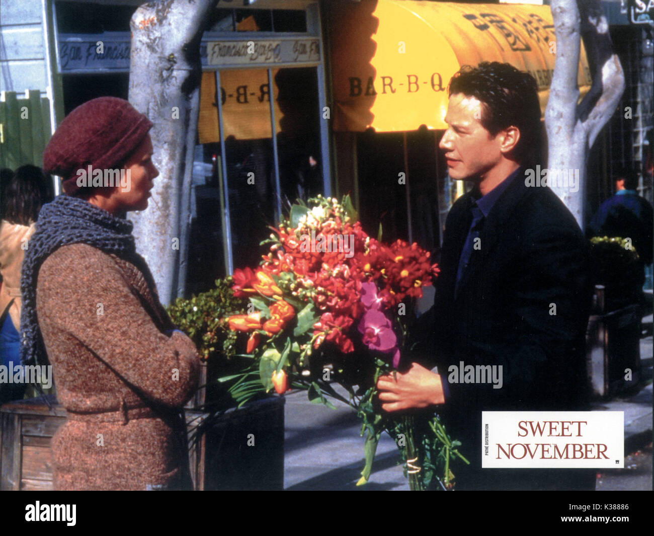 SWEET NOVEMBER WARNER BROS CHARLIZE THERON, KEANU REEVES Date: 2001 ...