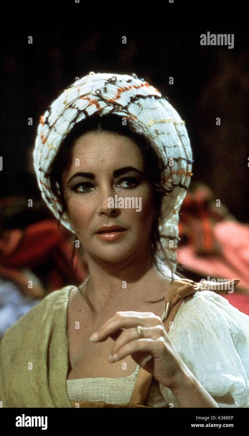 Elizabeth taylor taming shrew 1967 hi-res stock photography and images ...