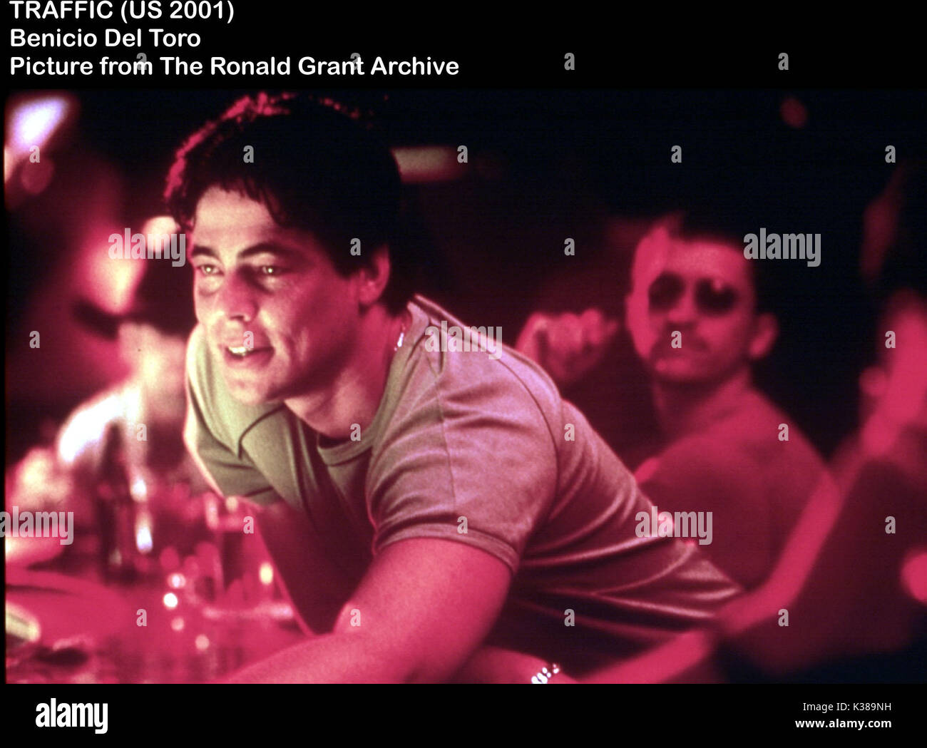 TRAFFIC BENICIO DEL TORO Date: 2000 Stock Photo - Alamy