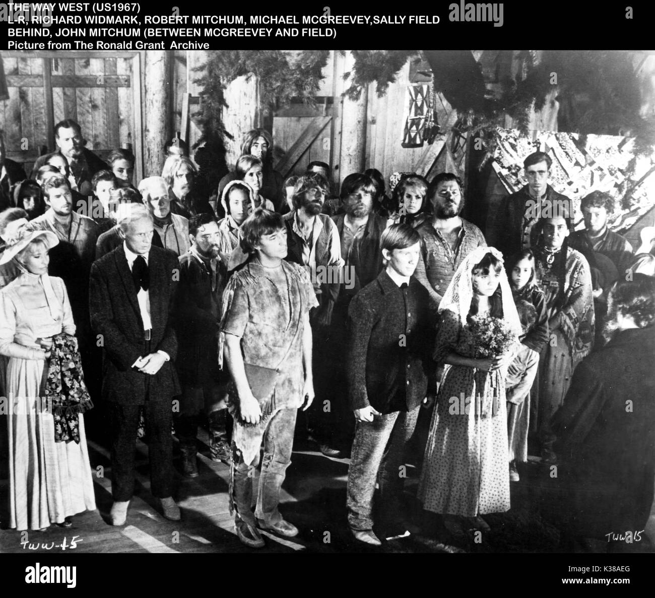 The way west sally field hi-res stock photography and images - Alamy