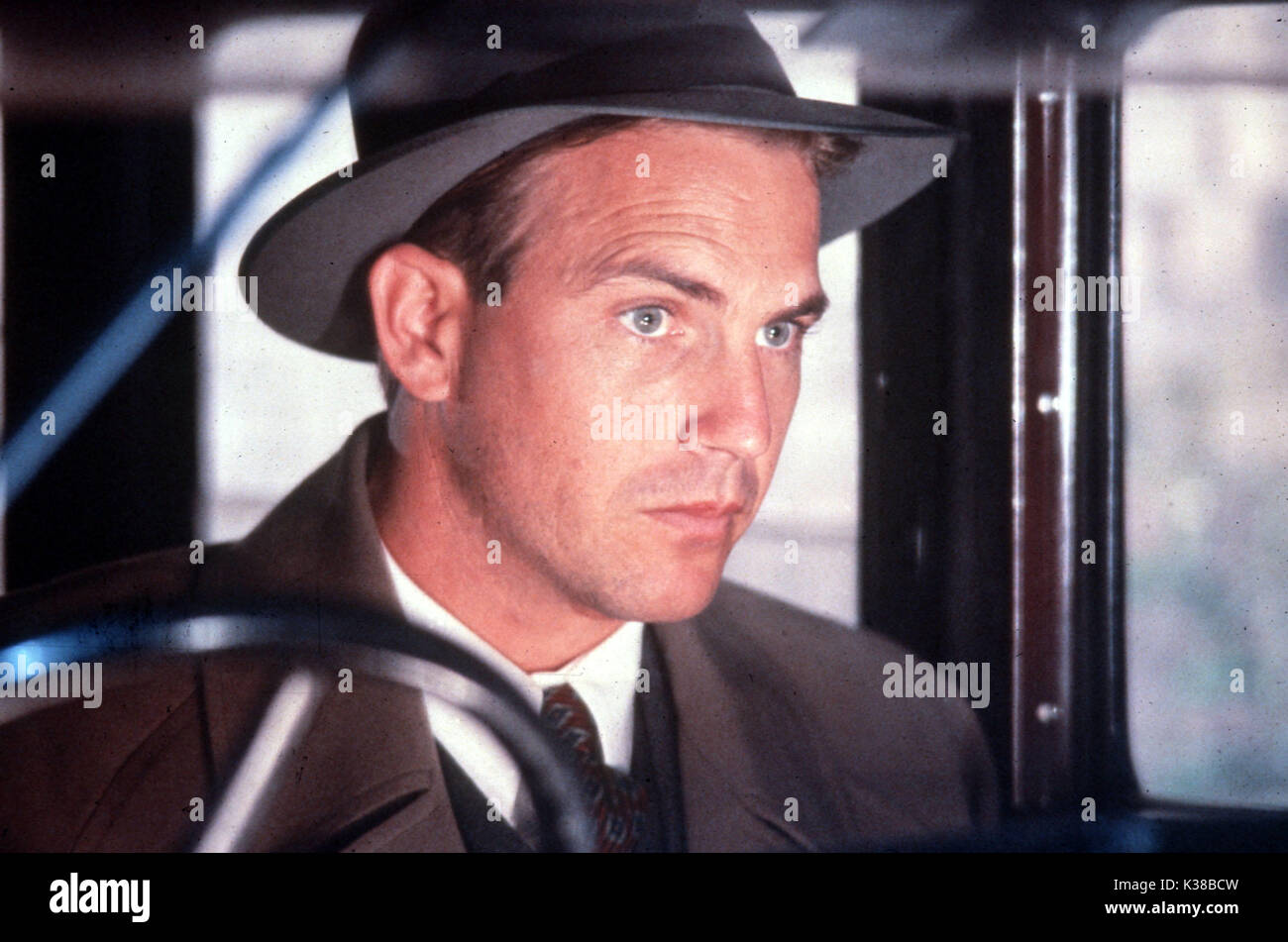 The untouchables kevin costner hi-res stock photography and images - Alamy