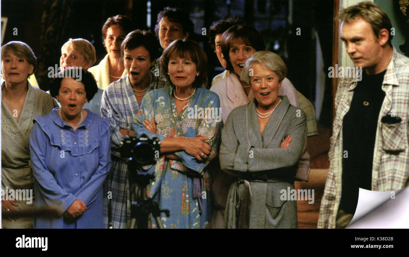 Helen mirren calendar girls hi-res stock photography and images - Alamy