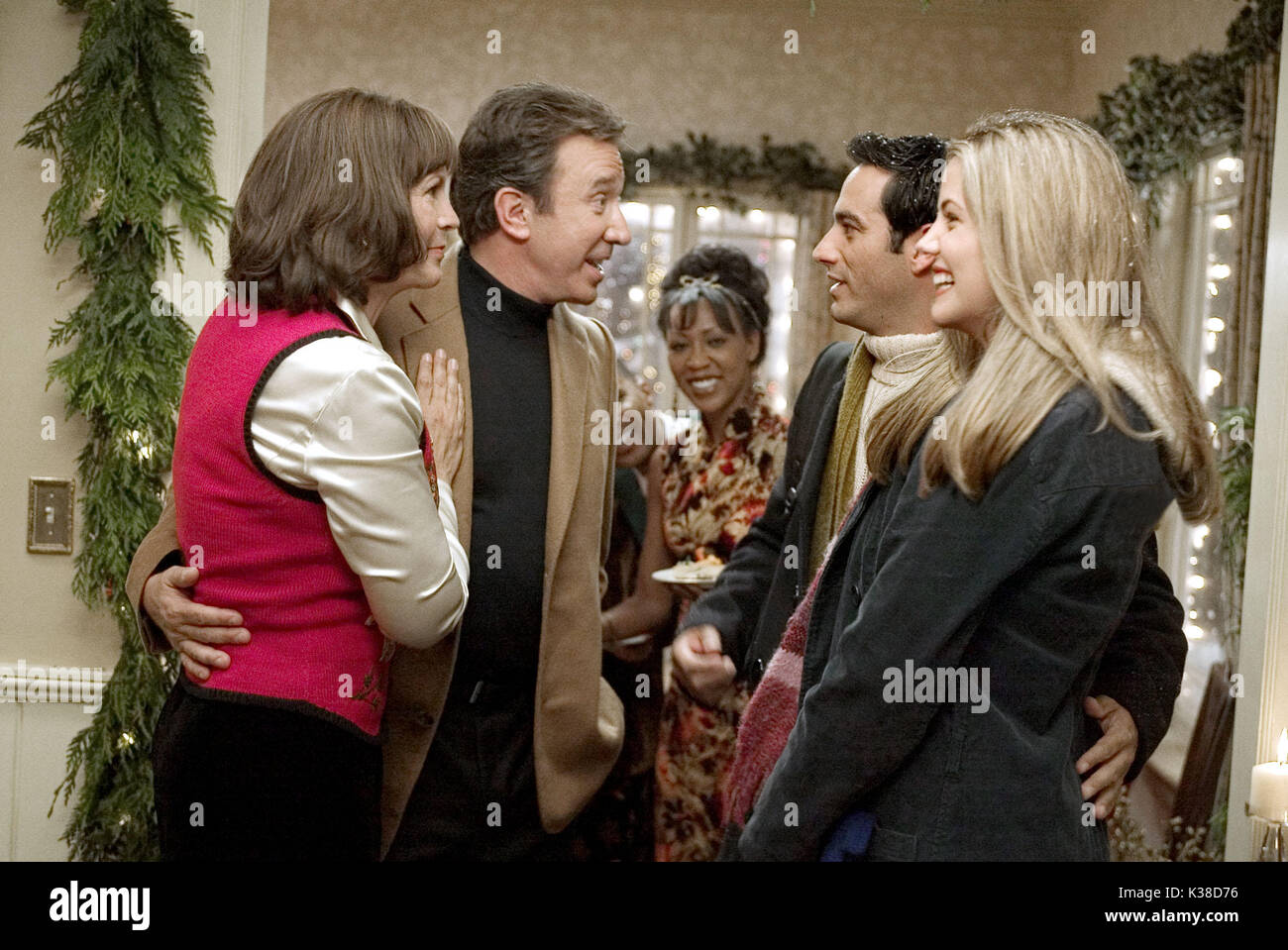 CHRISTMAS WITH THE KRANKS JAMIE LEE CURTIS, TIM ALLEN, ? , RENE LAVAN ...
