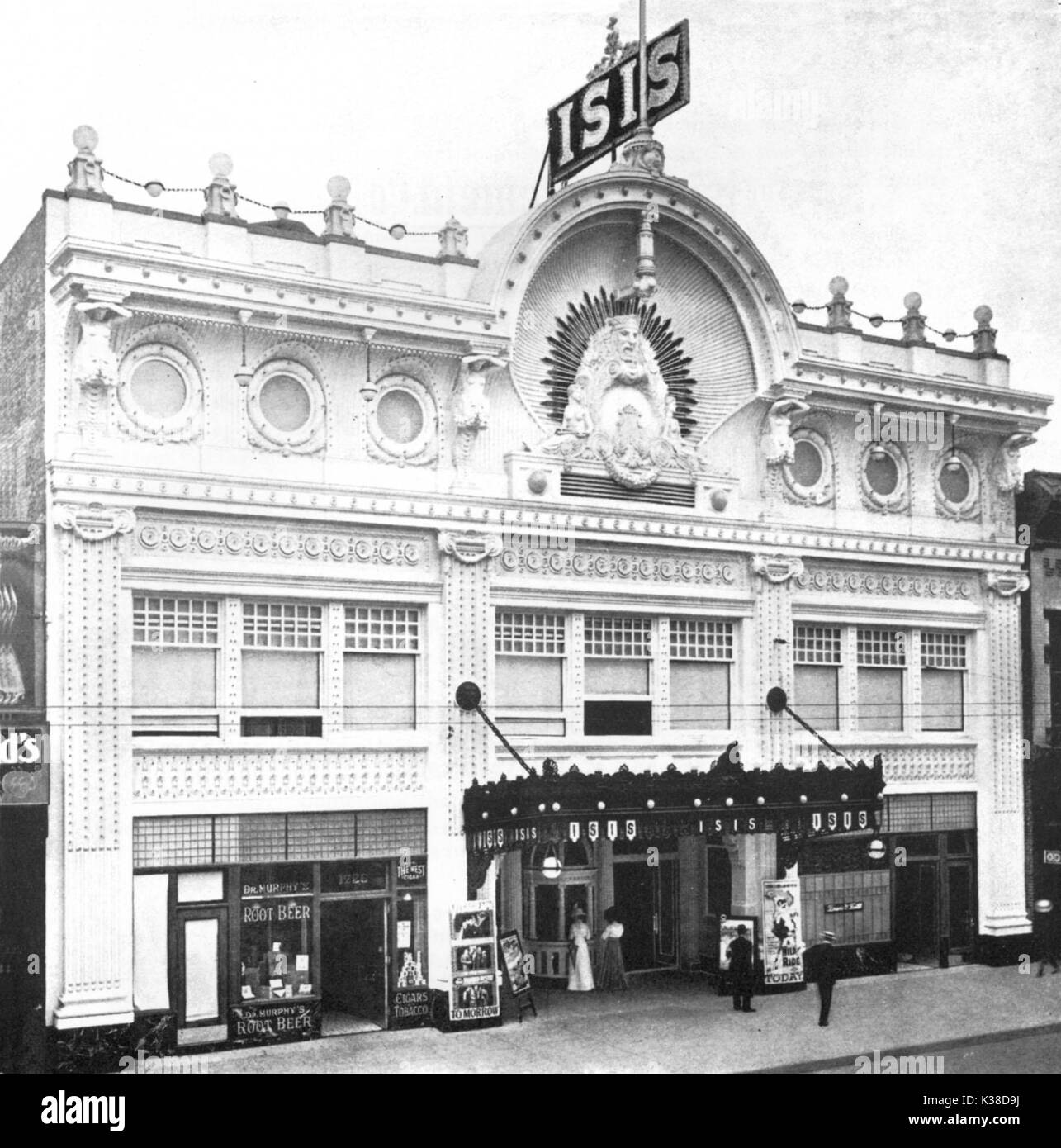 Theatre and cinema hi-res stock photography and images - Alamy