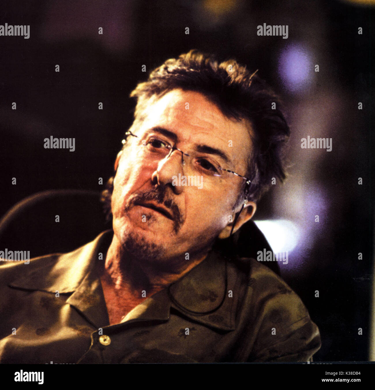 CONFIDENCE DUSTIN HOFFMAN A LIONS GATE FILM Date: 2003 Stock Photo - Alamy