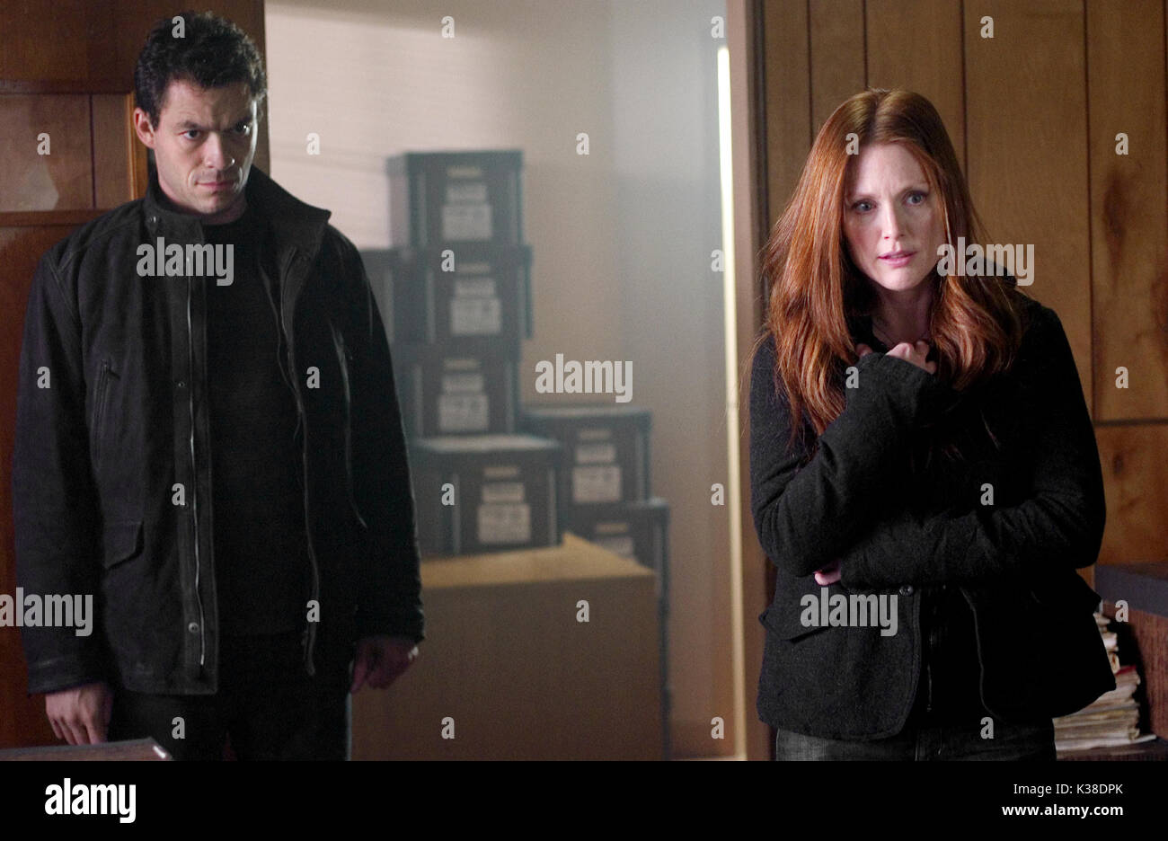 THE FORGOTTEN DOMINIC WEST AND JULIANNE MOORE DIRECTOR: JOSEPH RUBEN ...