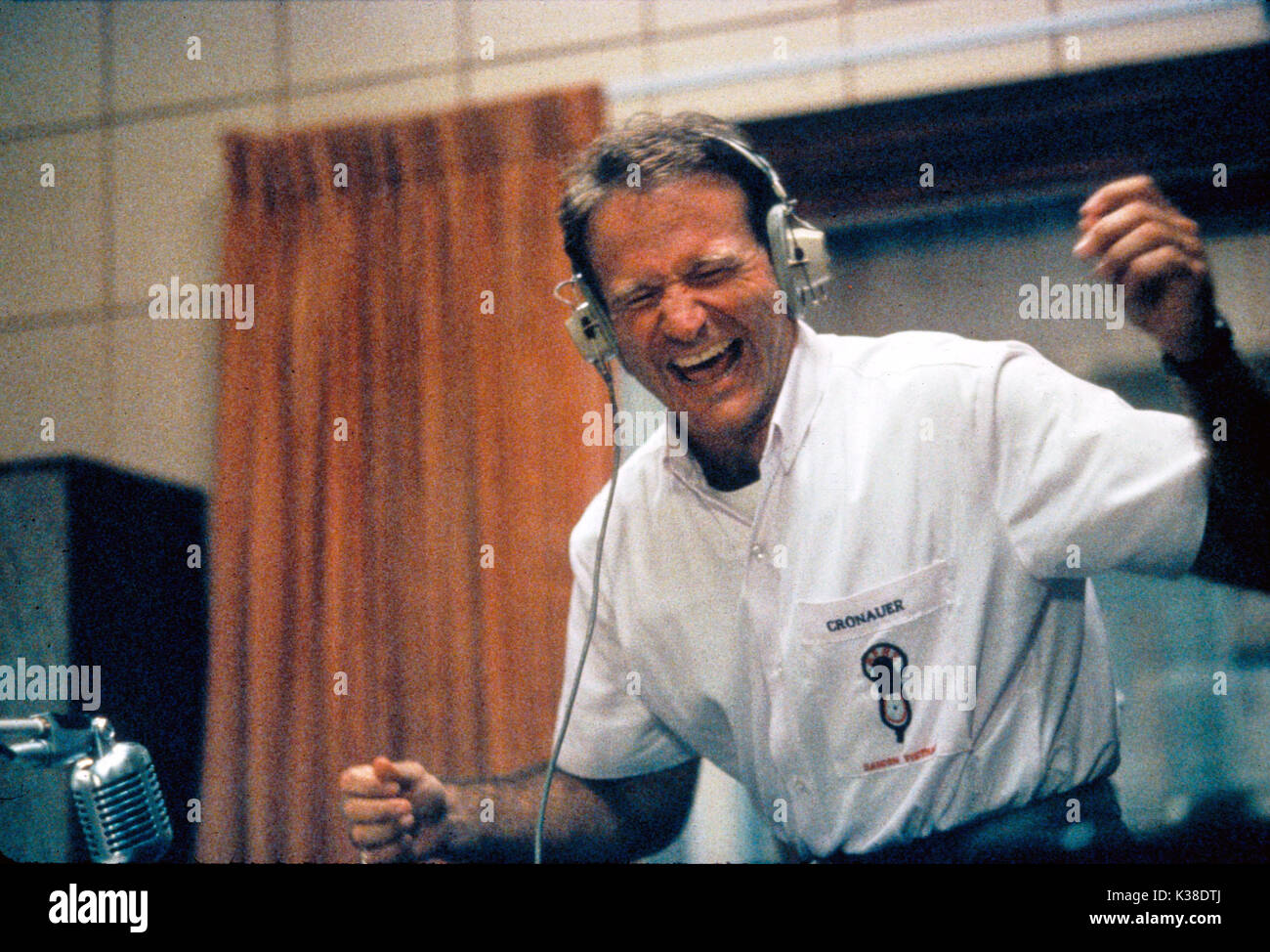Good morning vietnam robin hi-res stock photography and images - Alamy