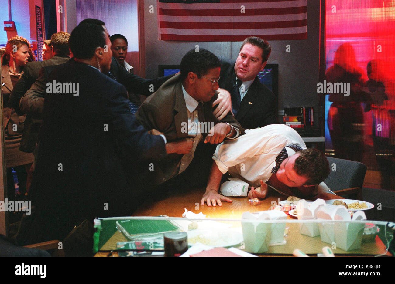 THE MANCHURIAN CANDIDATE Denzel Washington and Liev Schreiber Date ...