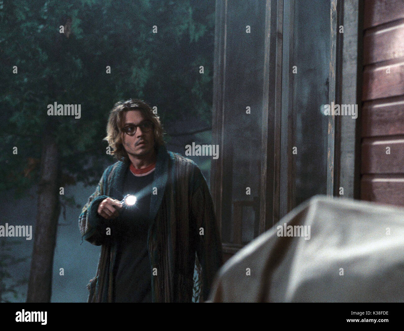 SECRET WINDOW JOHNNY DEPP DIRECTOR: DAVID KOEPP WRITER: STEPHEN KING ...