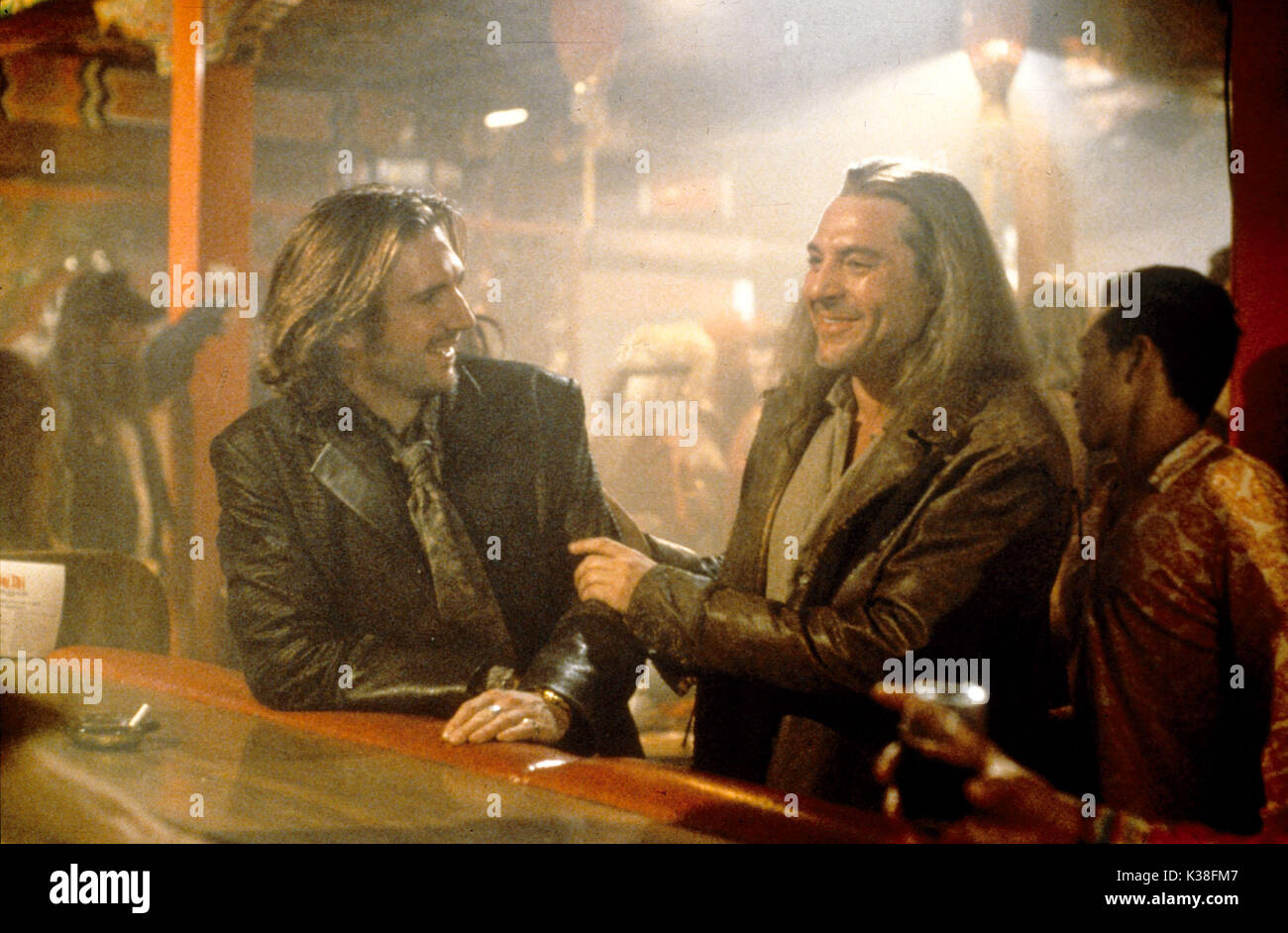 STRANGE DAYS RALPH FIENNES AND TOM SIZEMORE DIRECTOR: KATHRYN BIGELOW ...