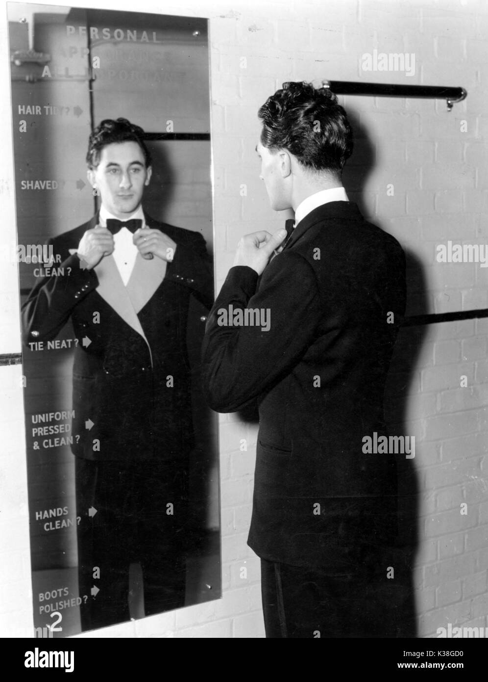 Cinema staff hi-res stock photography and images - Alamy