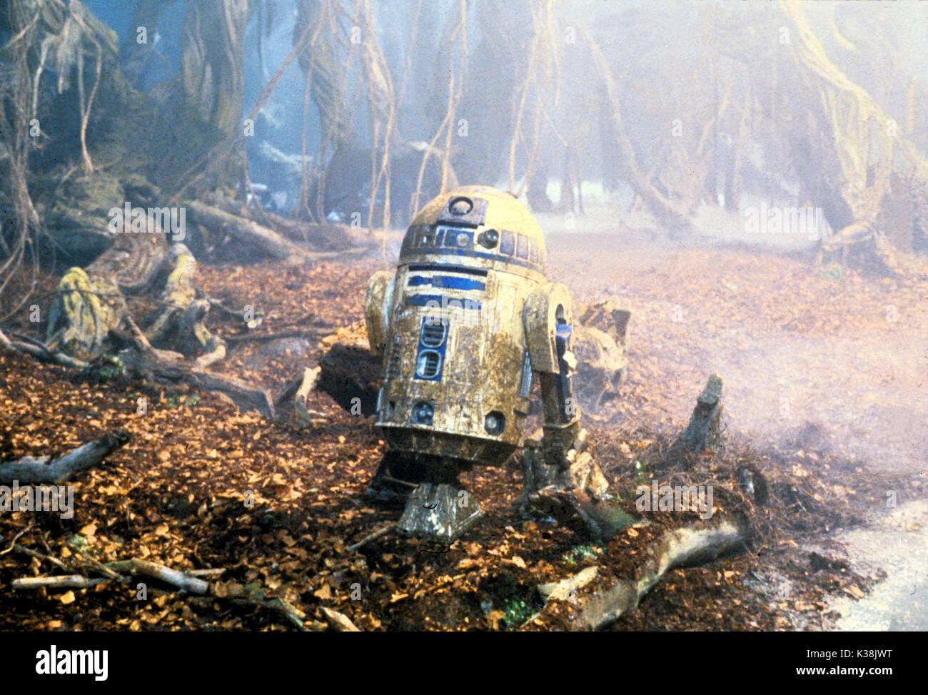 Star wars film still r2 d2 hi-res stock photography and images - Alamy