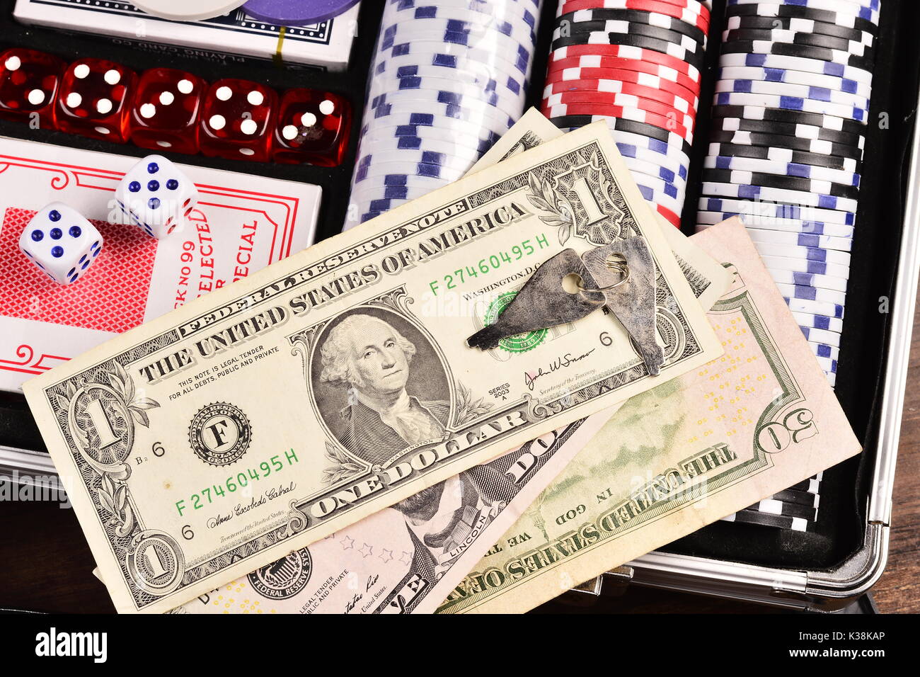 Gammon game concept Stock Photo - Alamy