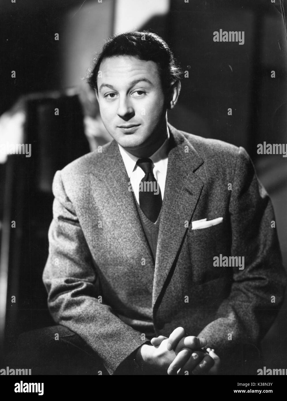 CLIVE DONNER Film Director Stock Photo - Alamy