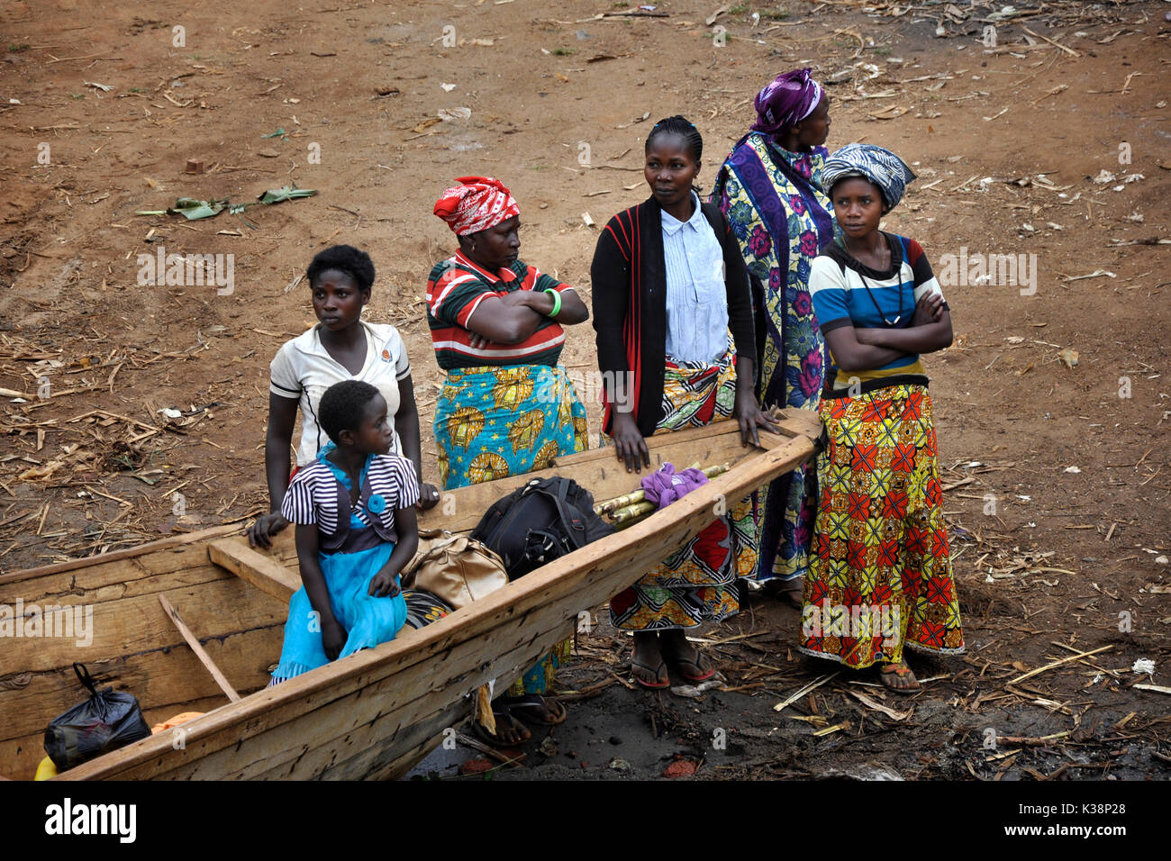 Democratic Republic of Congo, People boarding from Goma Stock Photo - Alamy