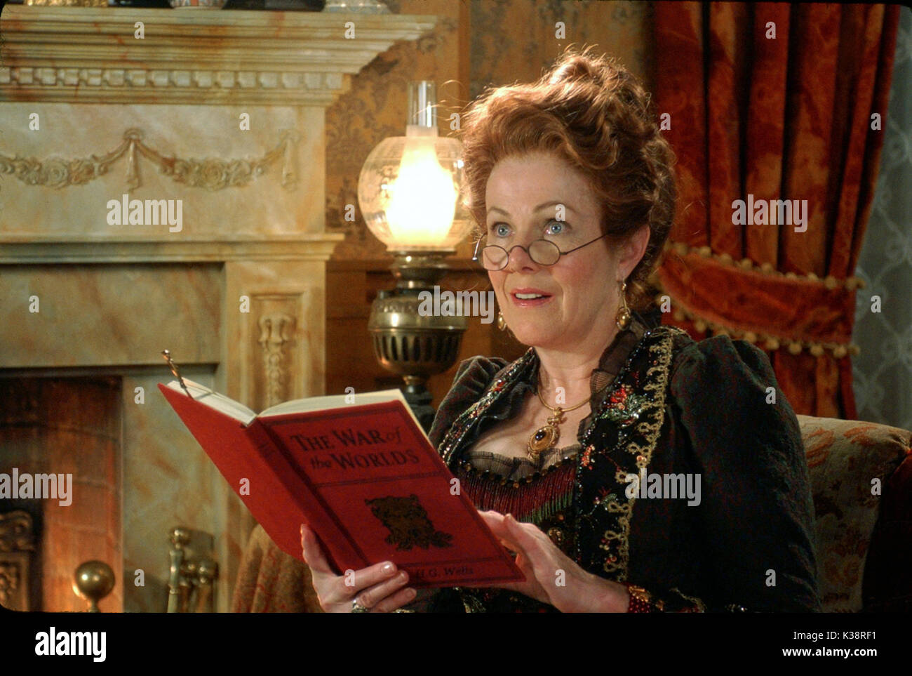 PETER PAN LYNN REDGRAVE Date: 2003 Stock Photo - Alamy
