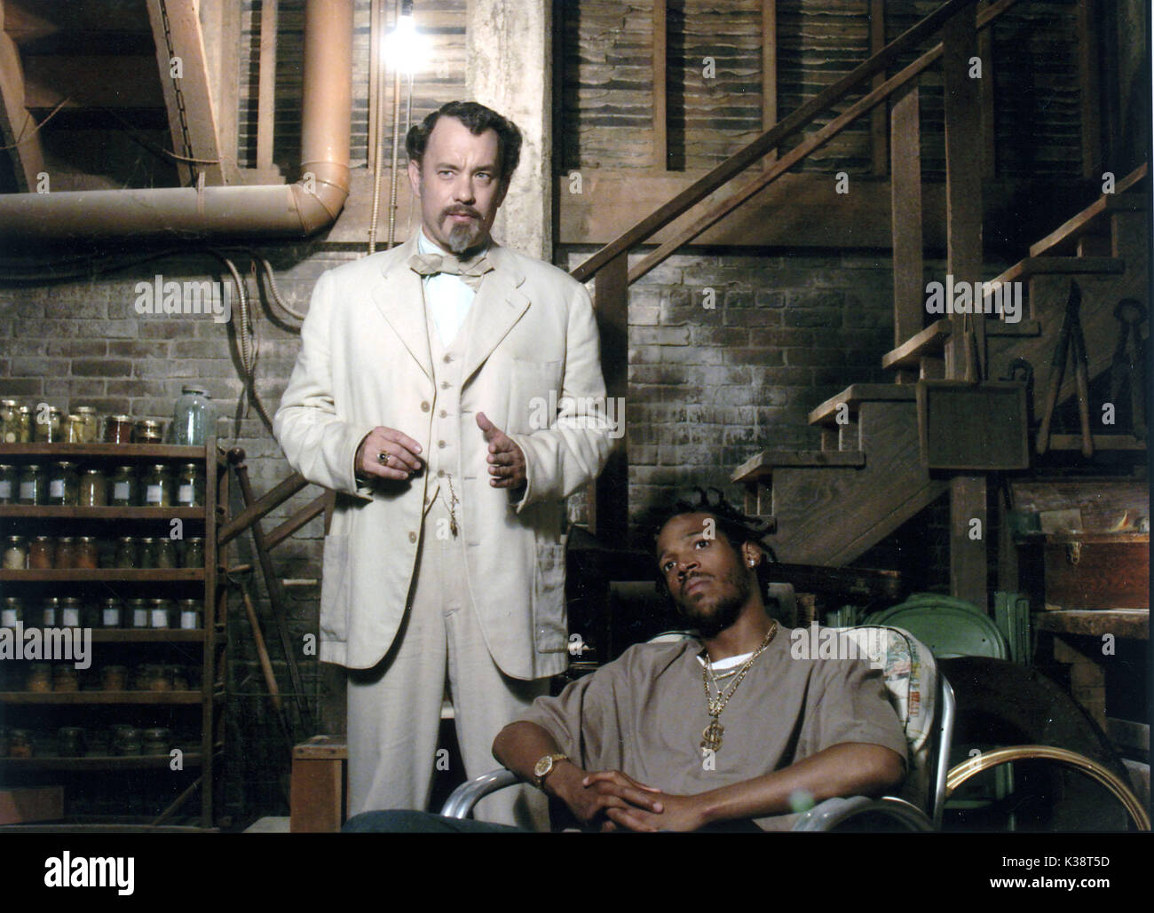 THE LADYKILLERS TOM HANKS, MARLON WAYANS Date: 2004 Stock Photo - Alamy