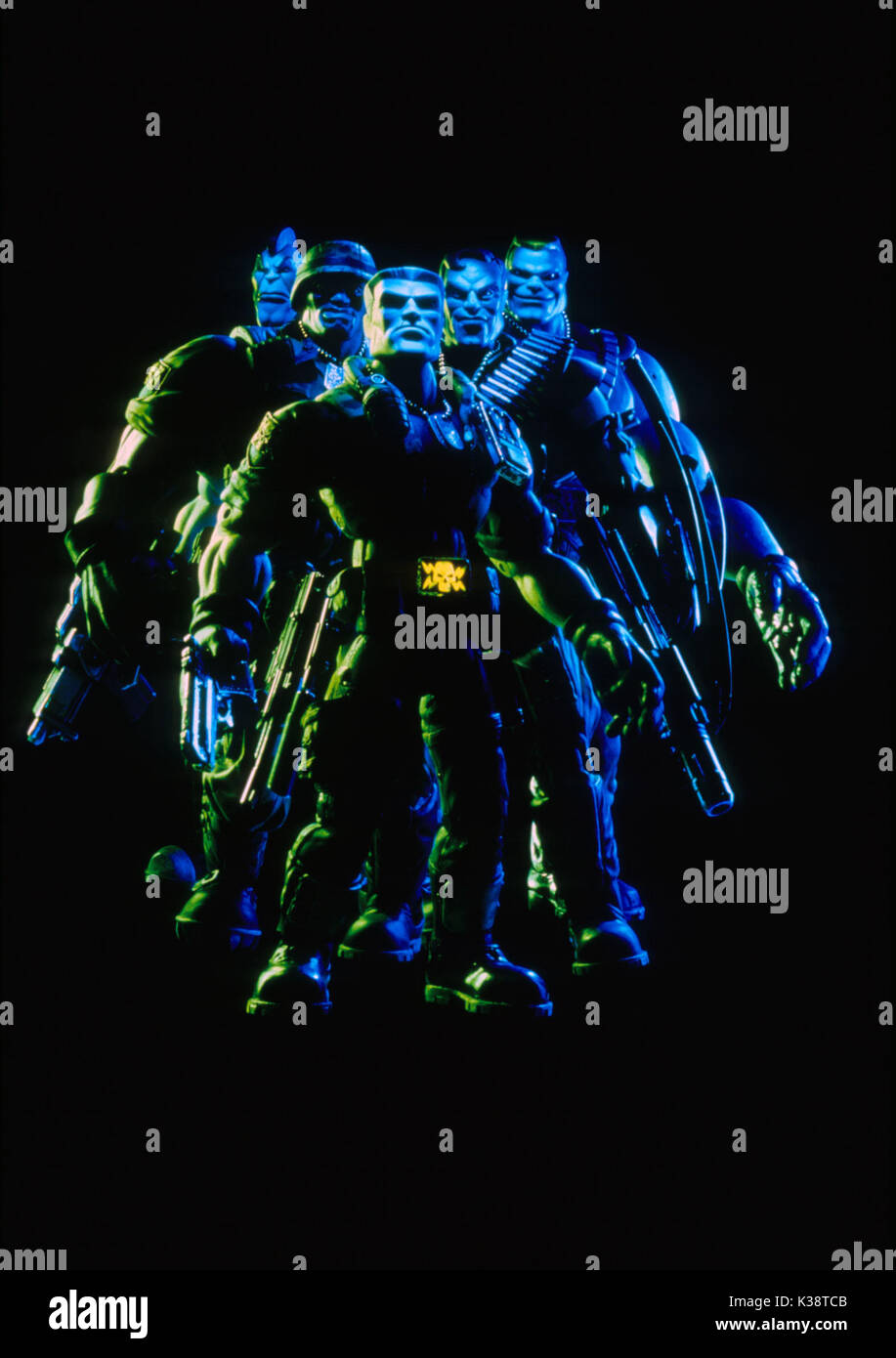Small soldiers 1998 hi-res stock photography and images - Alamy