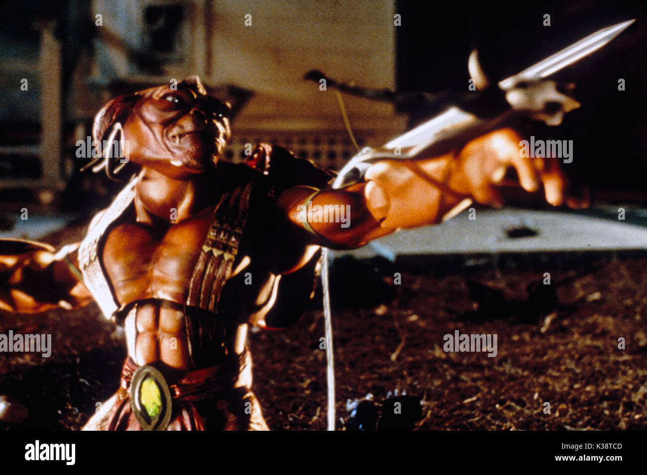Small soldiers 1998 hi-res stock photography and images - Alamy