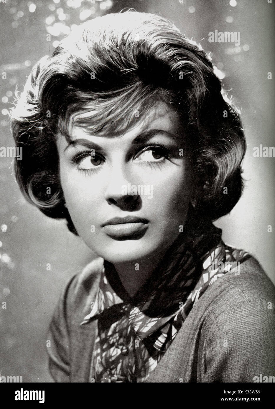 Jennifer Jayne Actress