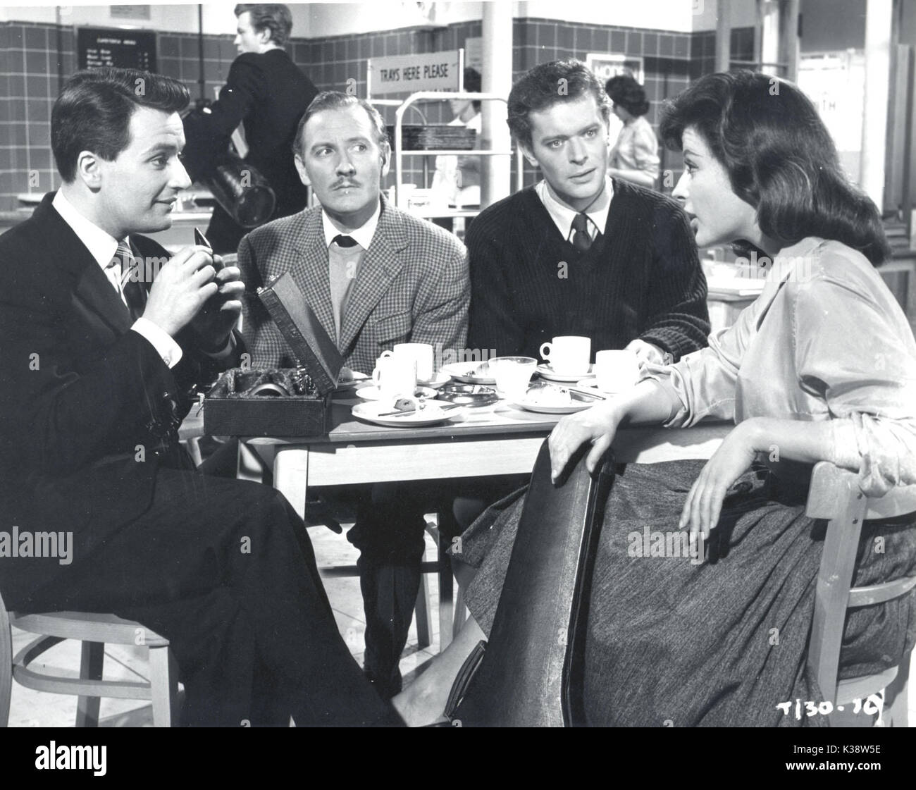 RAISING THE WIND from left - JIMMY THOMPSON, LESLIE PHILLIPS, PAUL ...