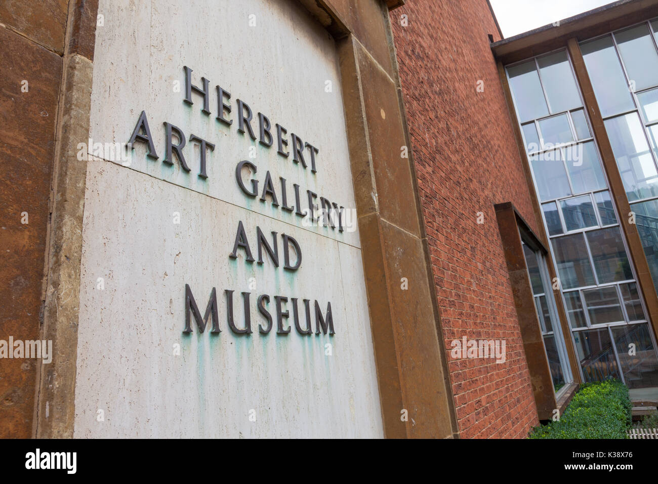 The herbert art gallery and museum hi-res stock photography and images ...