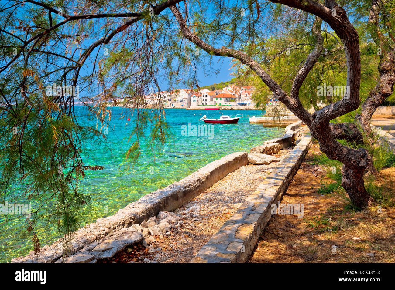 Turquoise beach of Prvic island and town of Prvic Sepurine view ...