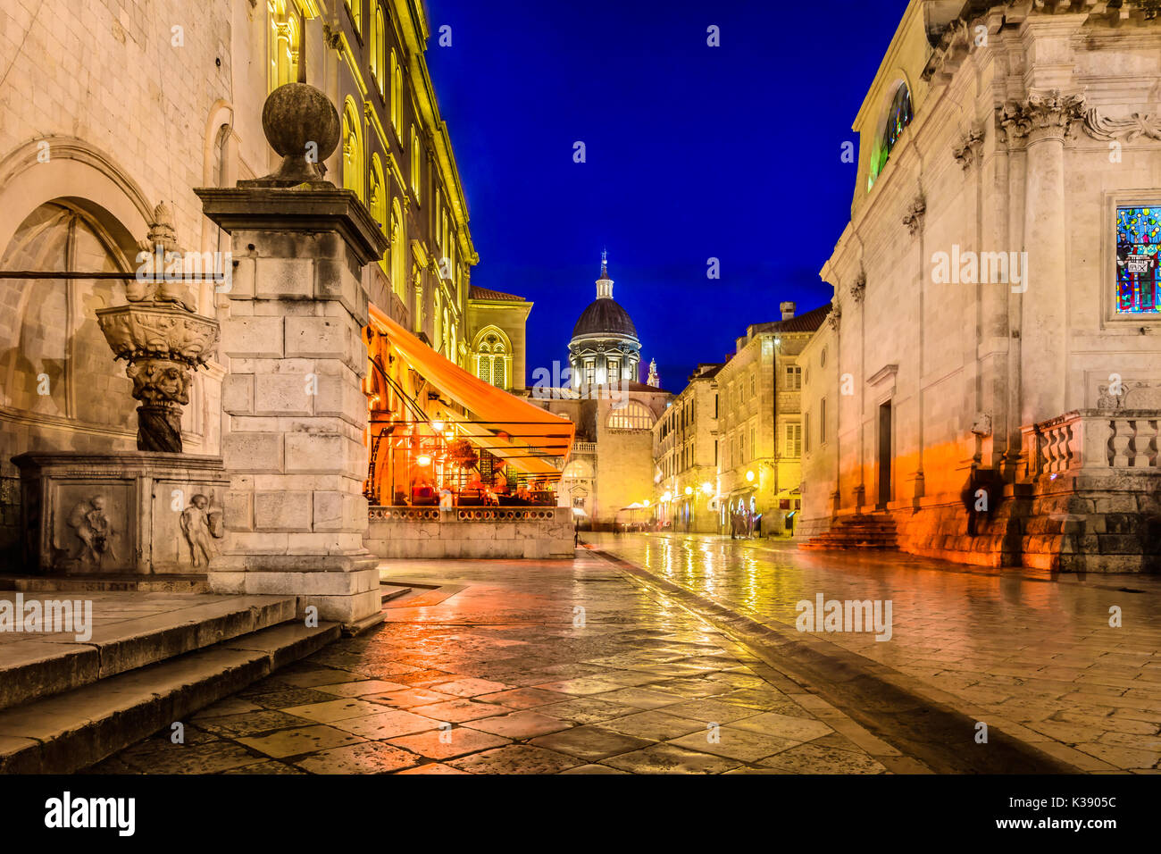 Dubrovnik town hi-res stock photography and images - Alamy