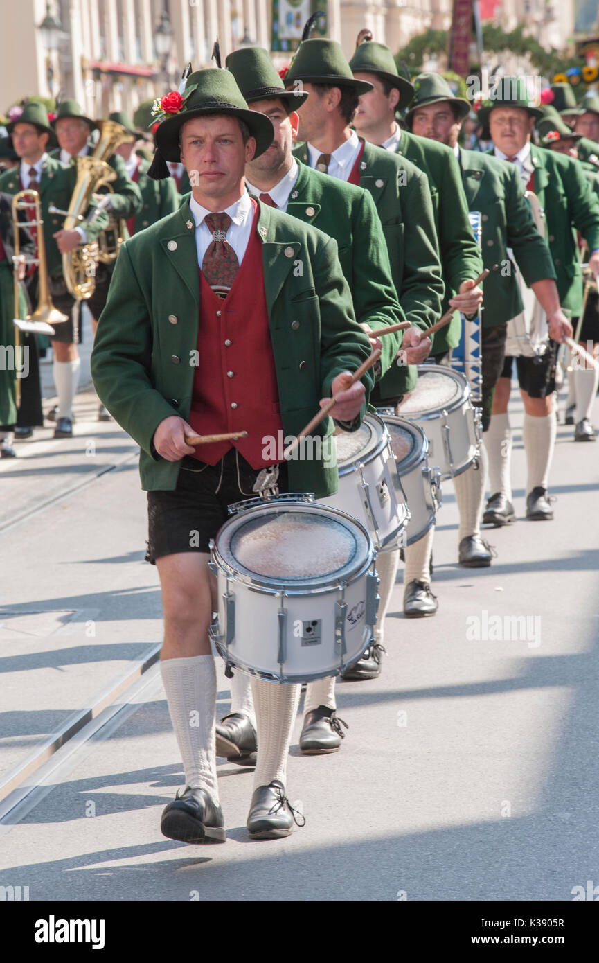 Oktoberfest in Munich is the biggest beer and folk festival in the ...