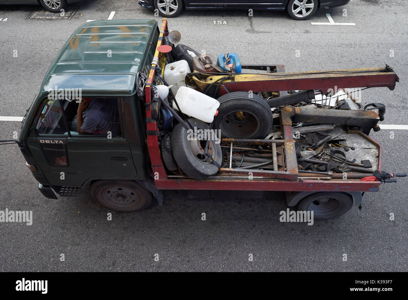 Wrecker truck hi-res stock photography and images - Alamy