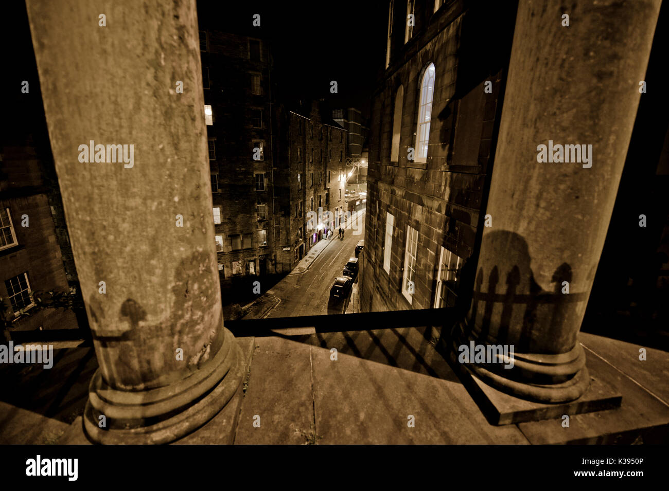 Edinburgh streets at night Stock Photo - Alamy