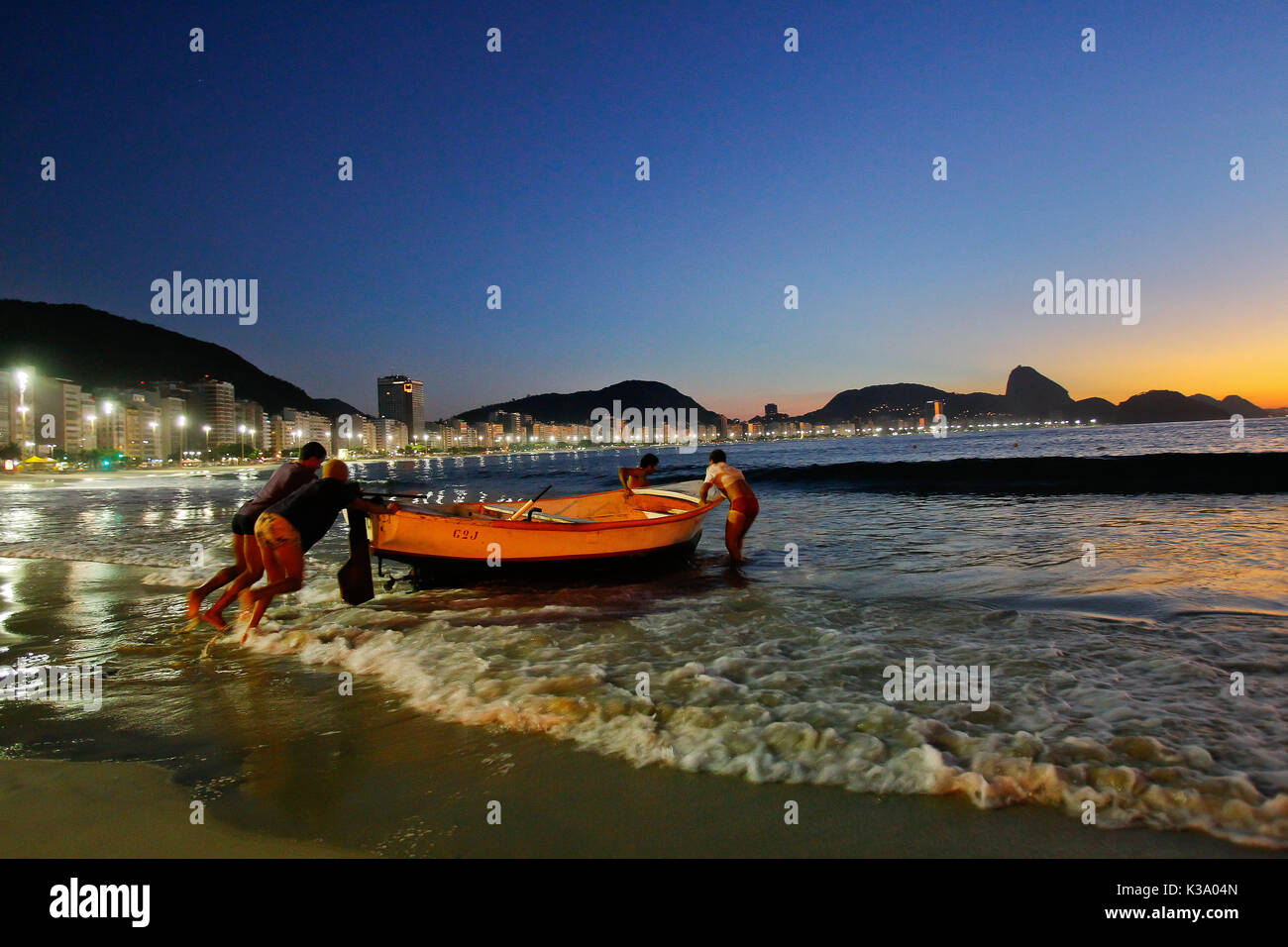 Early morning sunrise at boat hi-res stock photography and images - Alamy