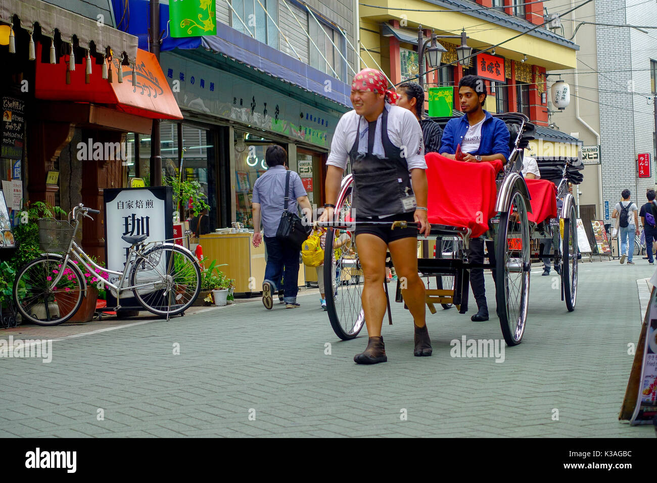 Human Pulling Rickshaw High Resolution Stock Photography and Images - Alamy