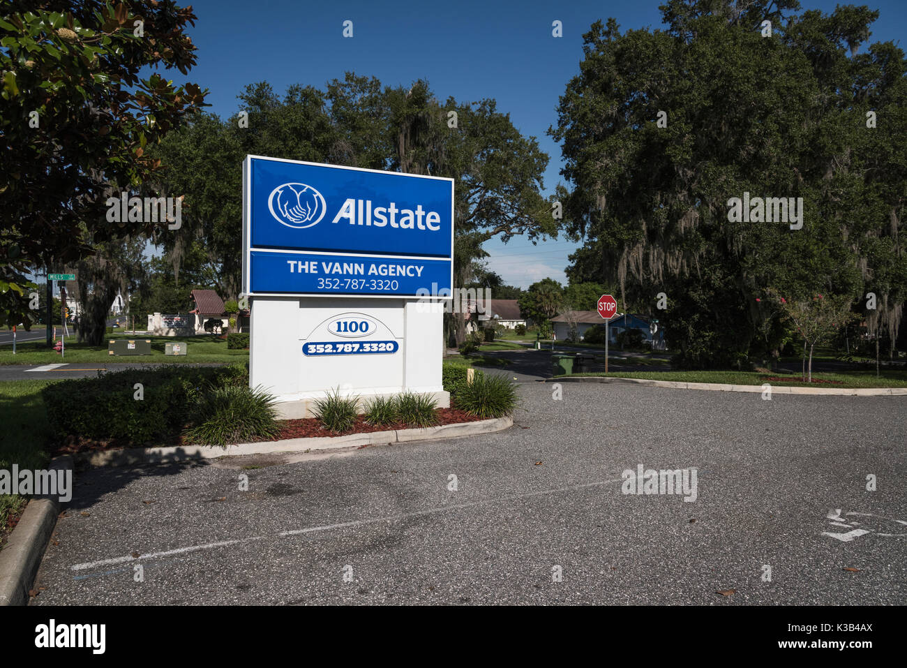 Allstate logo hi-res stock photography and images - Alamy