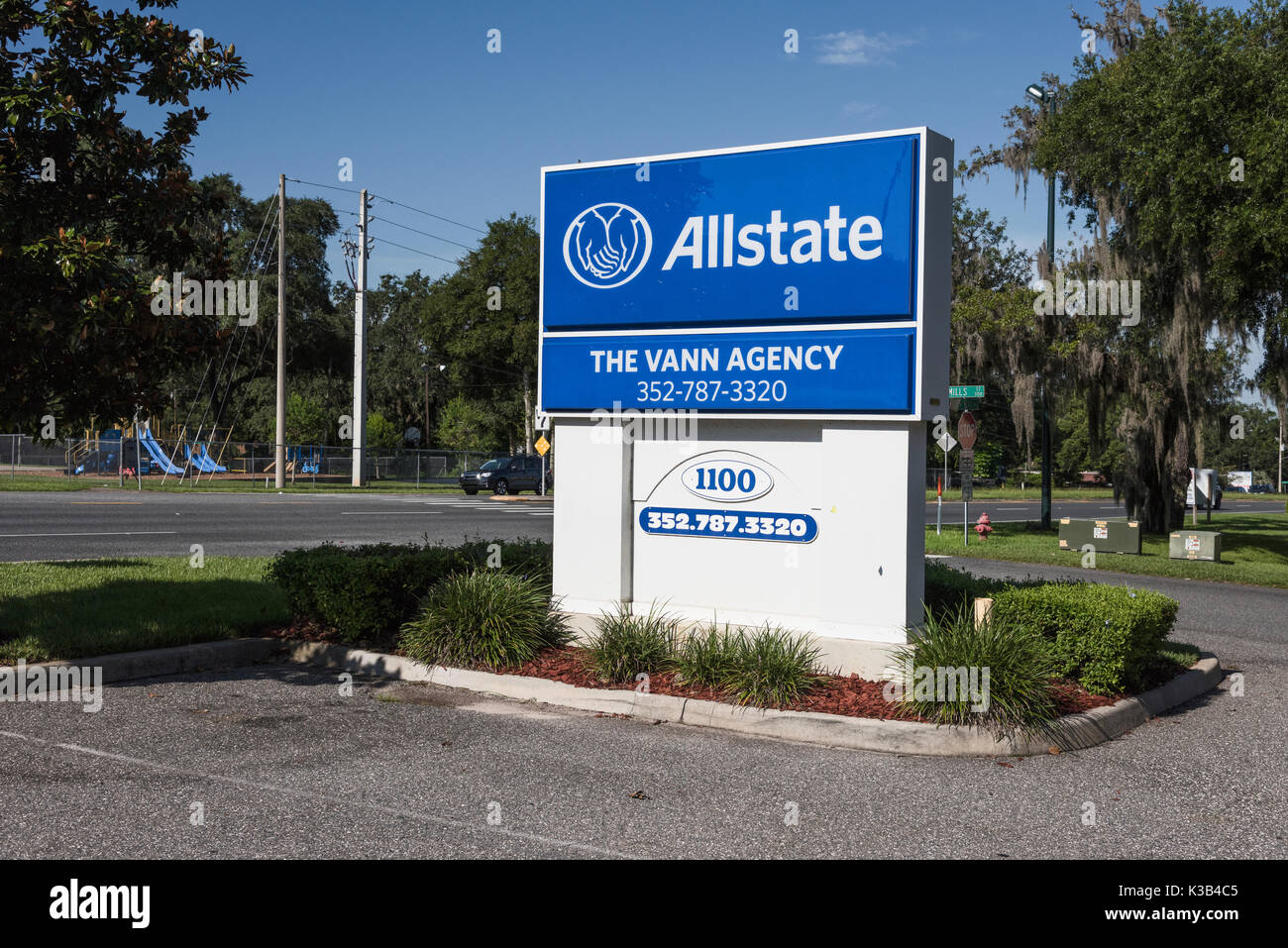 Buliding logo hi-res stock photography and images - Alamy