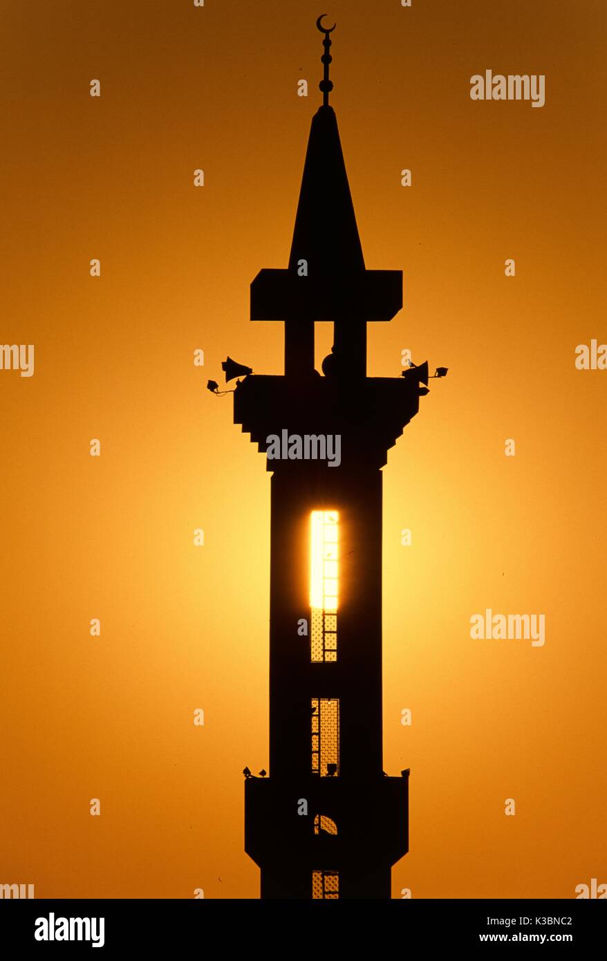 A minaret and sunset in Jeddah, Saudi Arabia Stock Photo - Alamy