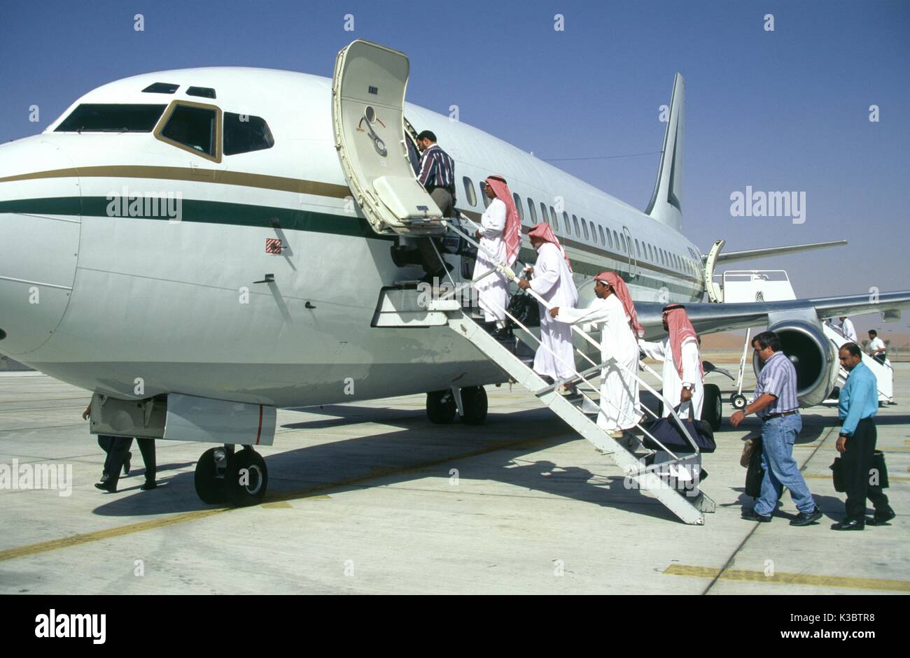Saudi aramco 737 airplane hi-res stock photography and images - Alamy