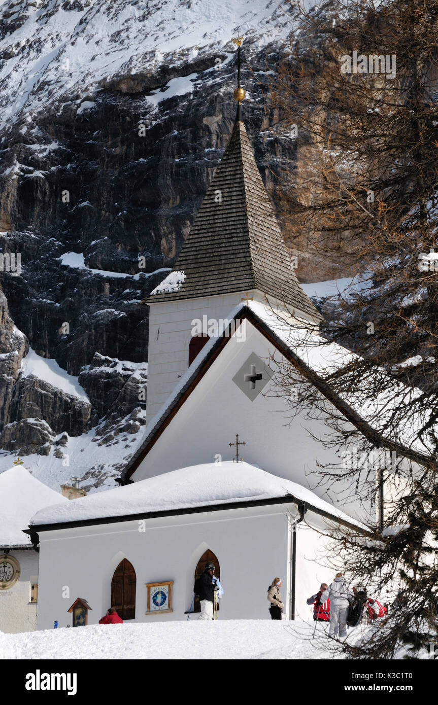 Croce logo hi-res stock photography and images - Alamy