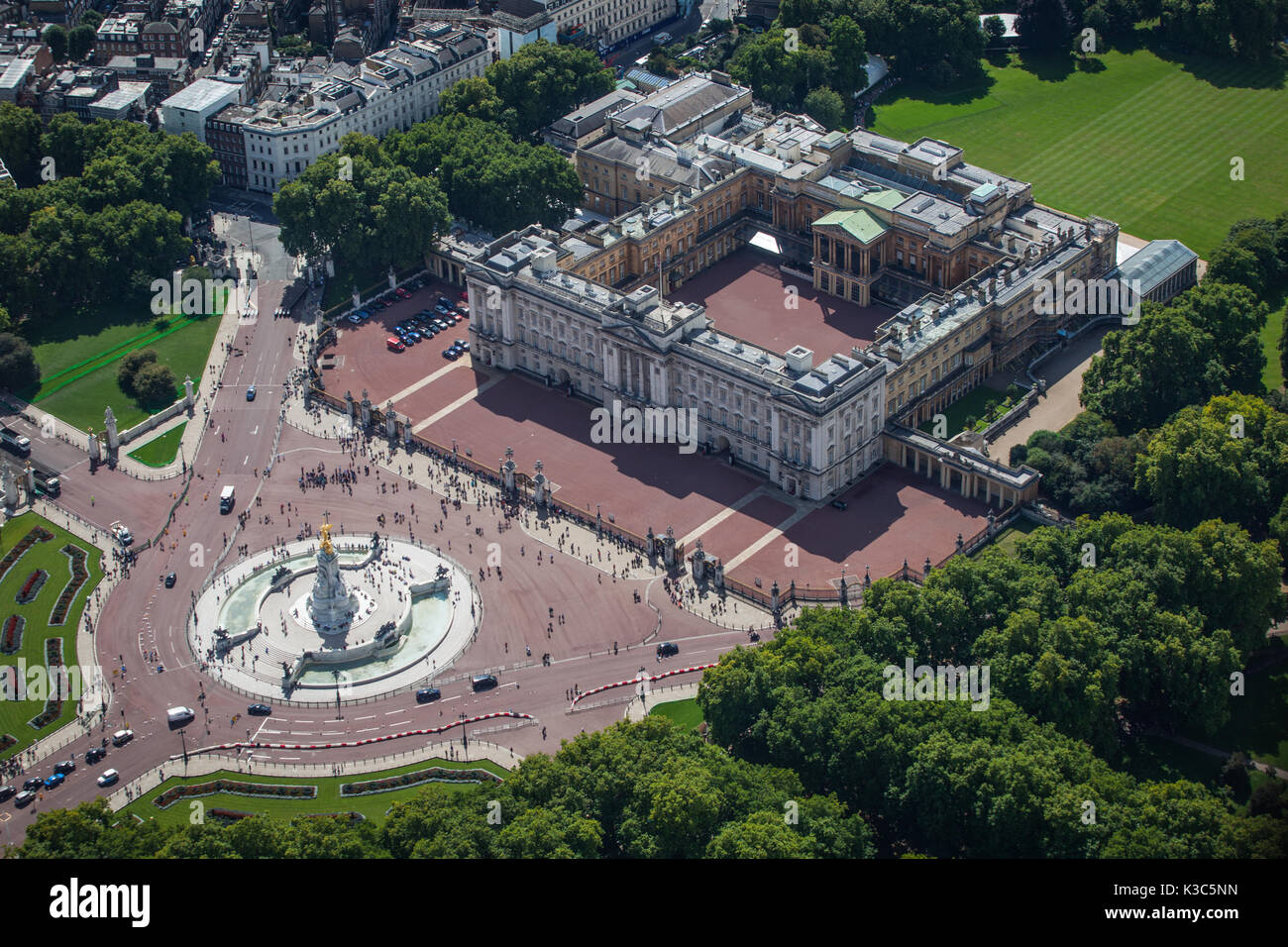 Buckingham Palace Aerial High Resolution Stock Photography and Images - Alamy