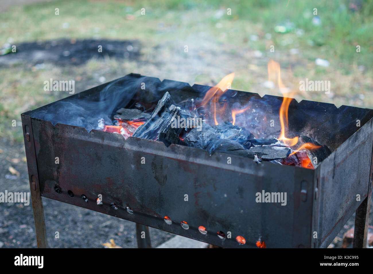 Barbecue burnt food hi-res stock photography and images - Alamy