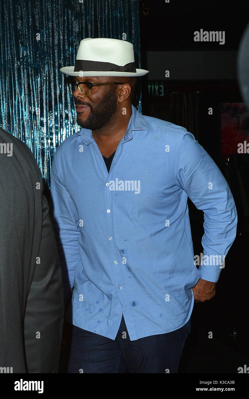 Mastro's steakhouse, beverly hills hi-res stock photography and images ...