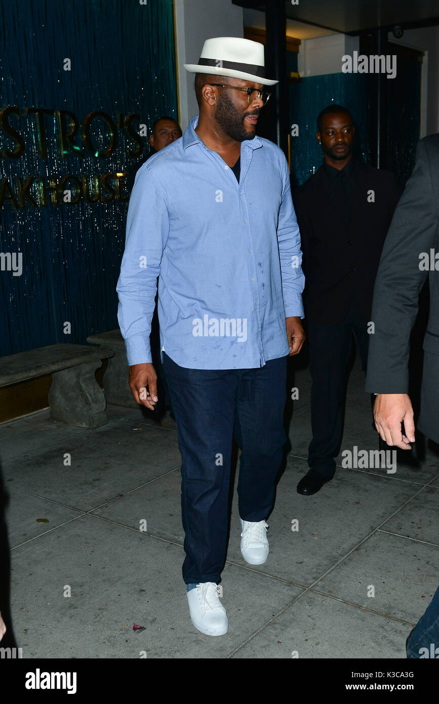 Tyler Perry out for dinner at Mastro's Steakhouse in Beverly Hills ...